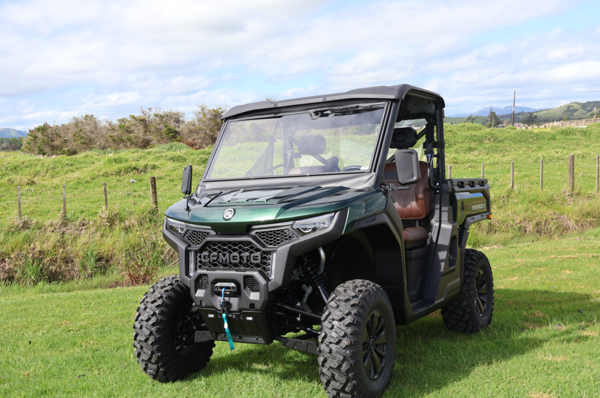 CF Moto Pro Windscreen Kit | TRAX Equipment